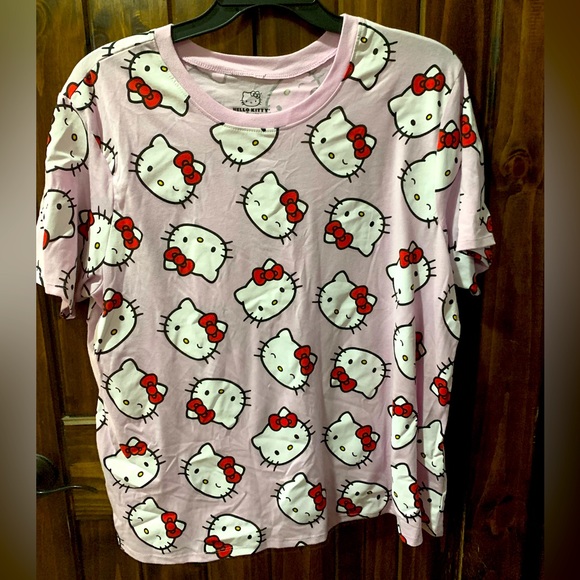 Sanrio | Tops | Nwot Pink Hello Kitty Tee | Poshmark